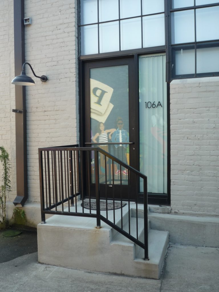 Ted Burk - Artist on PortraitMode - Share Your Street Photography