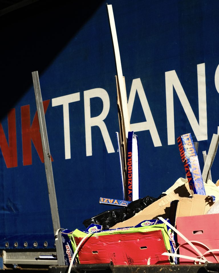 Arina Gusakovskaya - Artist on PortraitMode - Share Your Street Photography