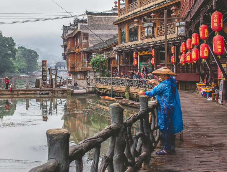 Mario Cortez - Artist on PortraitMode - Share Your Street Photography