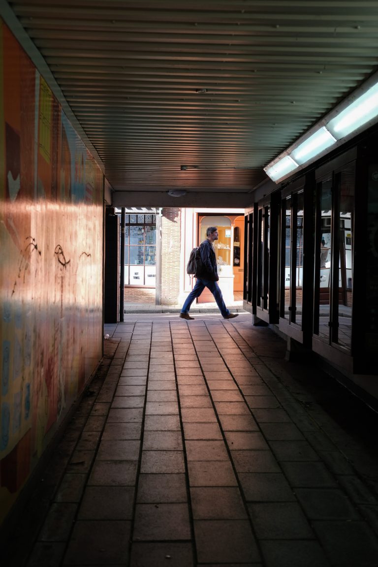 Ian Ford - Artist on PortraitMode - Share Your Street Photography