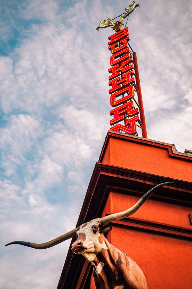 Jon Cruz - Artist on PortraitMode - Share Your Street Photography